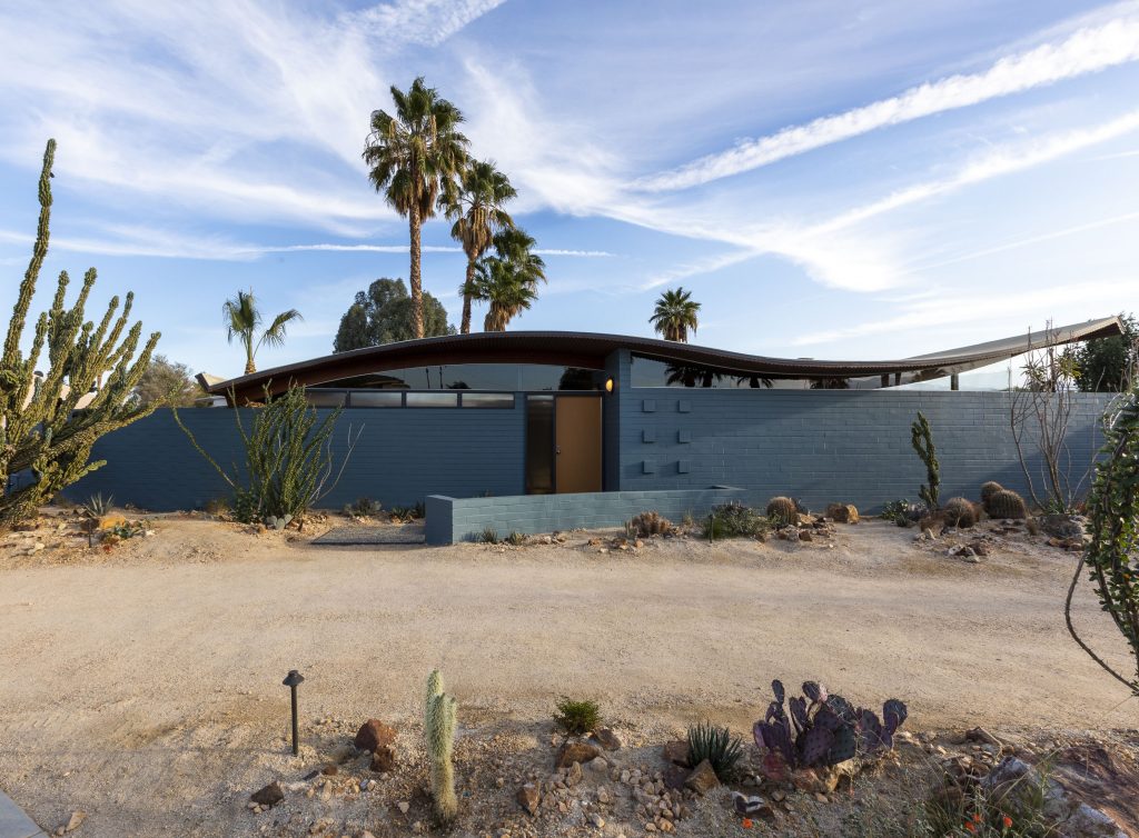 A Look Back at The Wave House – Modern, Architecture, Design, Experiences